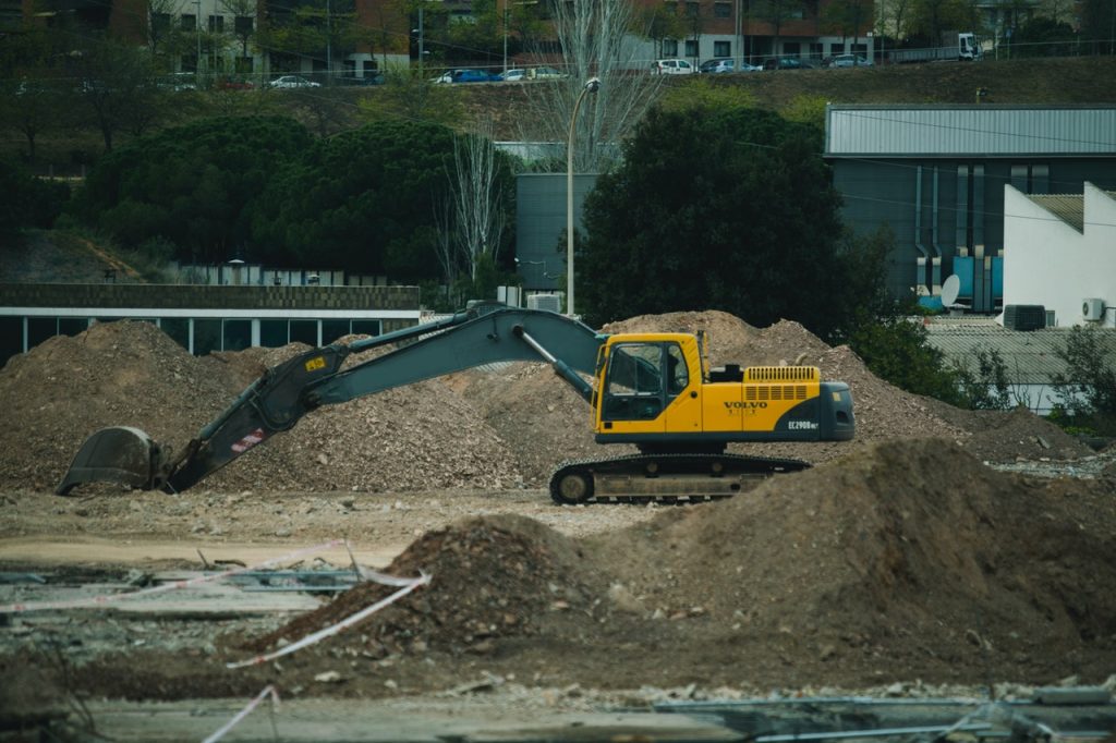 Construction Equipment Rental Abu Dhabi | Saqib Mahmood GT